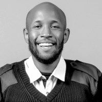 Flobo Boyce – Comedian. Master of Ceremonies. Award-winning DJ.